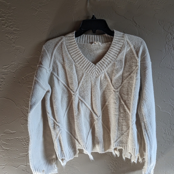 Hem & Thread | Sweaters | Hem And Thread Sweater | Poshmark